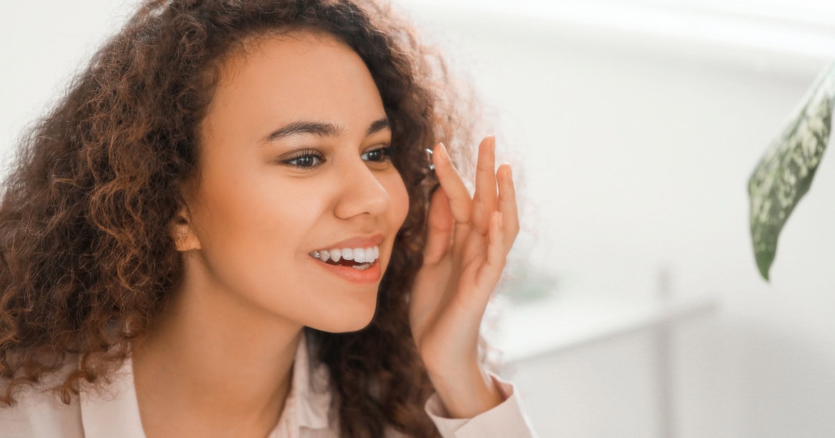 How to Take Care of Contact Lenses | Options Optometrists